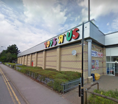 Toys’R’us makes a welcome return to the UK next year