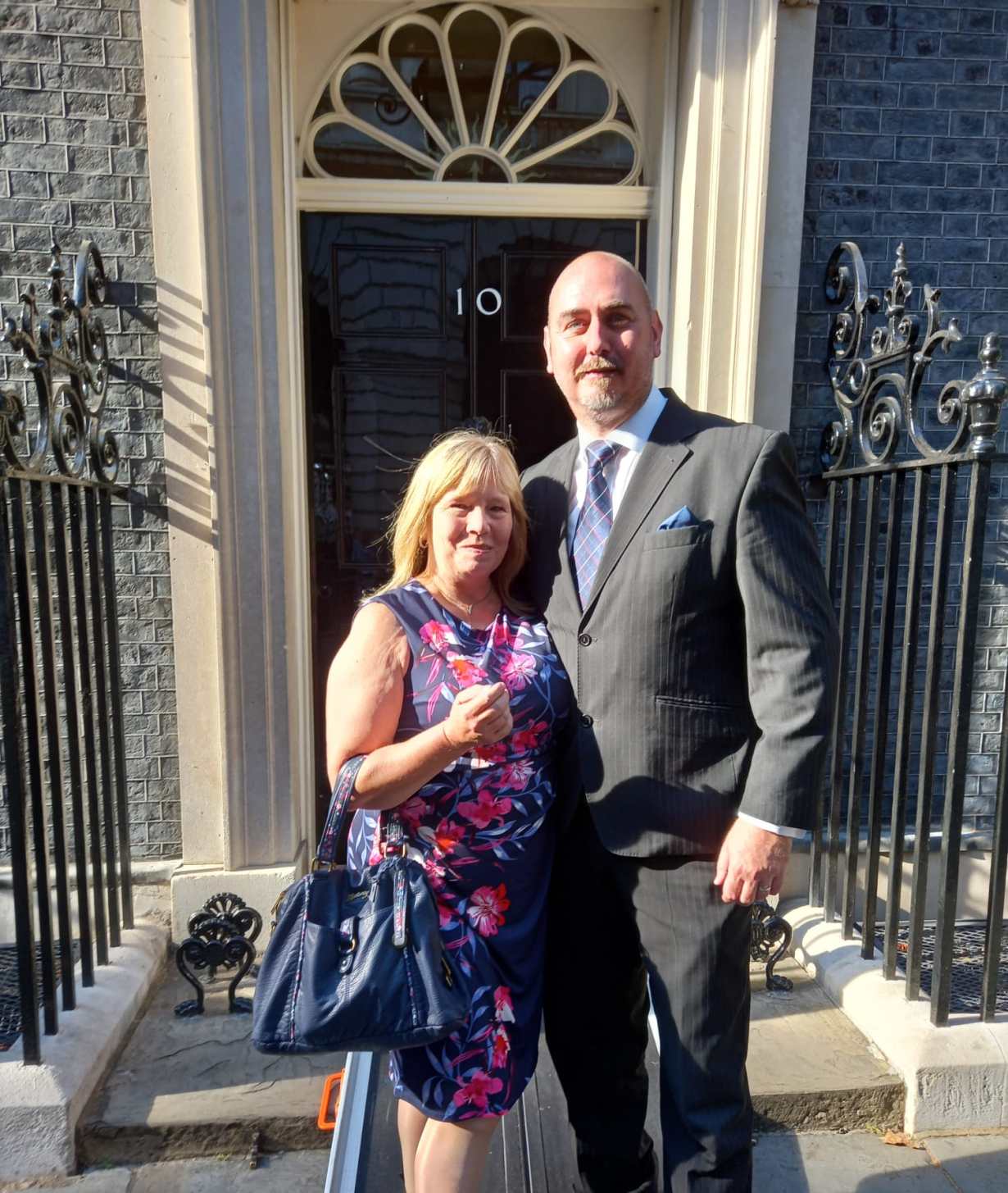 Urmston crooner Wayne Devlin meets PM Boris Johnson at Downing Street ...